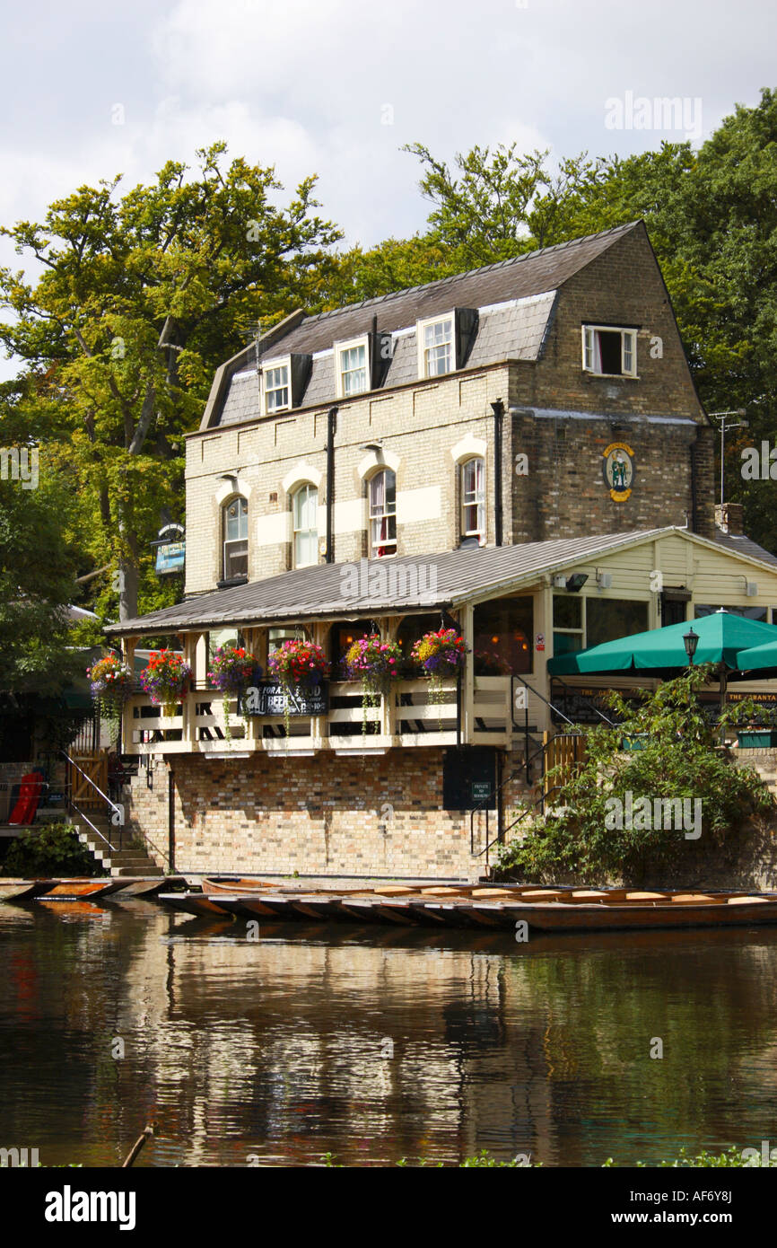 Newnham Cambridge Uk High Resolution Stock Photography and Images - Alamy