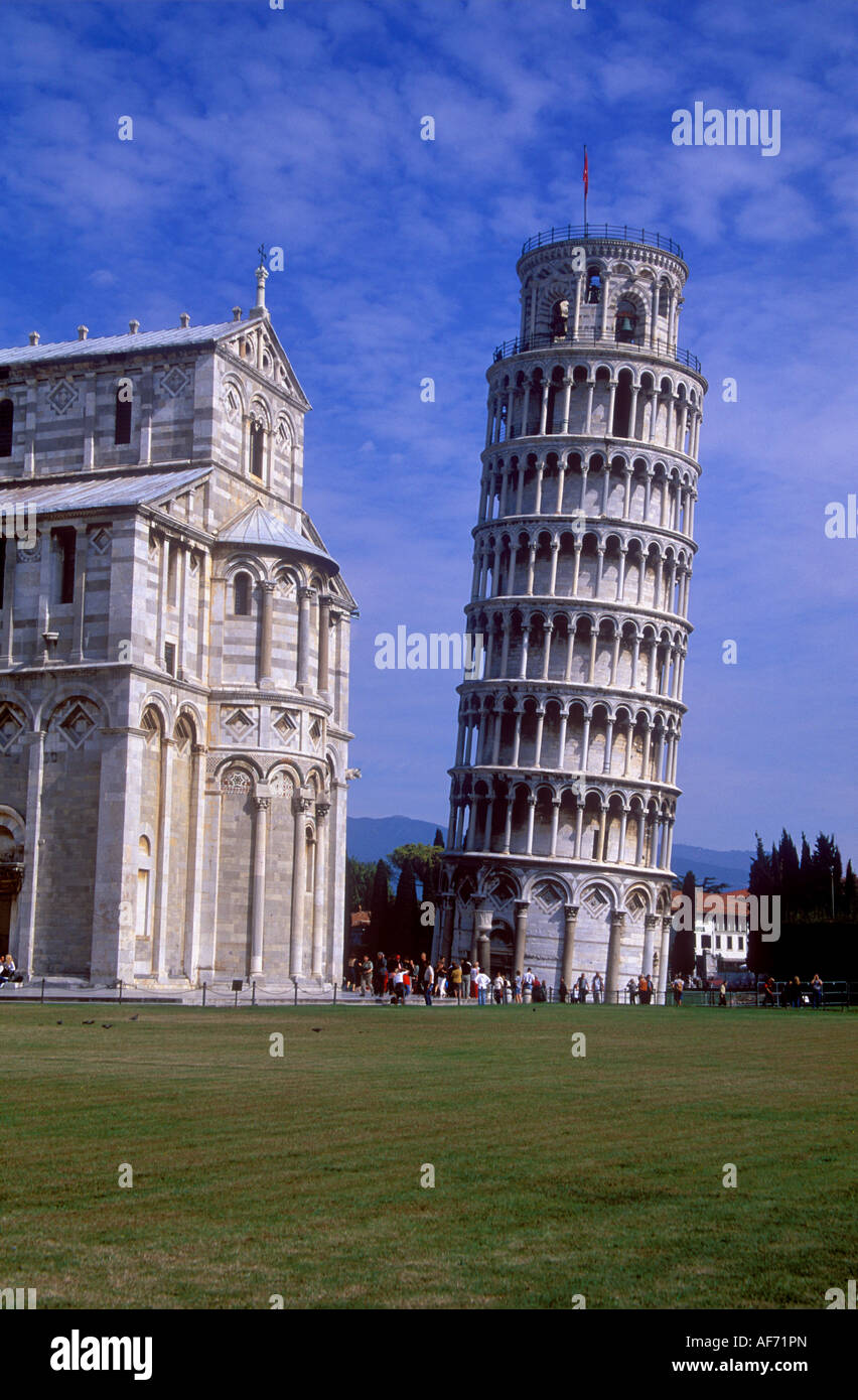 Pisa, The Cathedral and leaning bell tower Stock Photo - Alamy