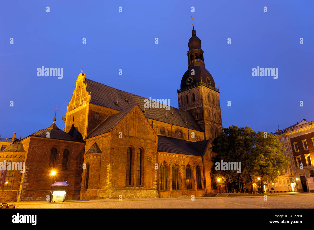 Doma baznica, St Mary's Dome Cathedral, Doma laukums (Dome Square) at ...