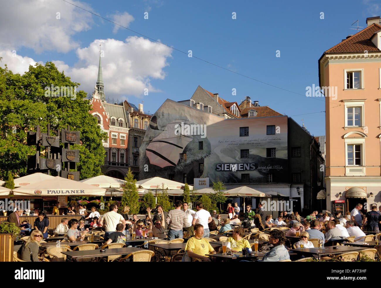 Street cafe, Doma Square, Riga, Latvia Stock Photo - Alamy