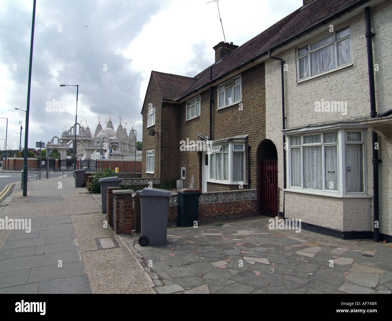 Wembley temple hi-res stock photography and images - Alamy