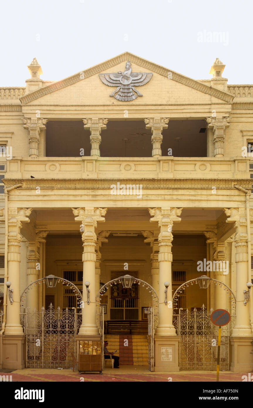 Mumbai india parsi religion hi-res stock photography and images - Alamy