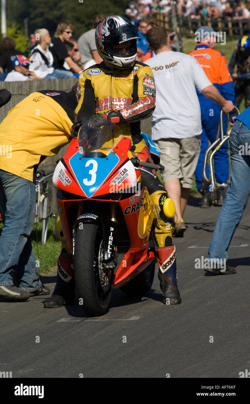 Michael Dunlop on the Honda 600cc CBR Superbike on the start line of ...