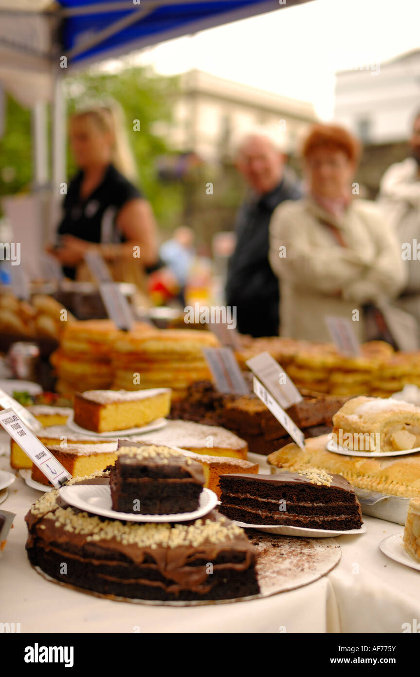Cake stall at farmers market Stock Photo - Alamy
