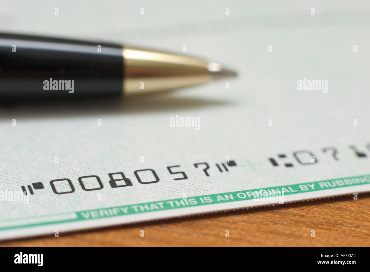 Money serial number hi-res stock photography and images - Alamy