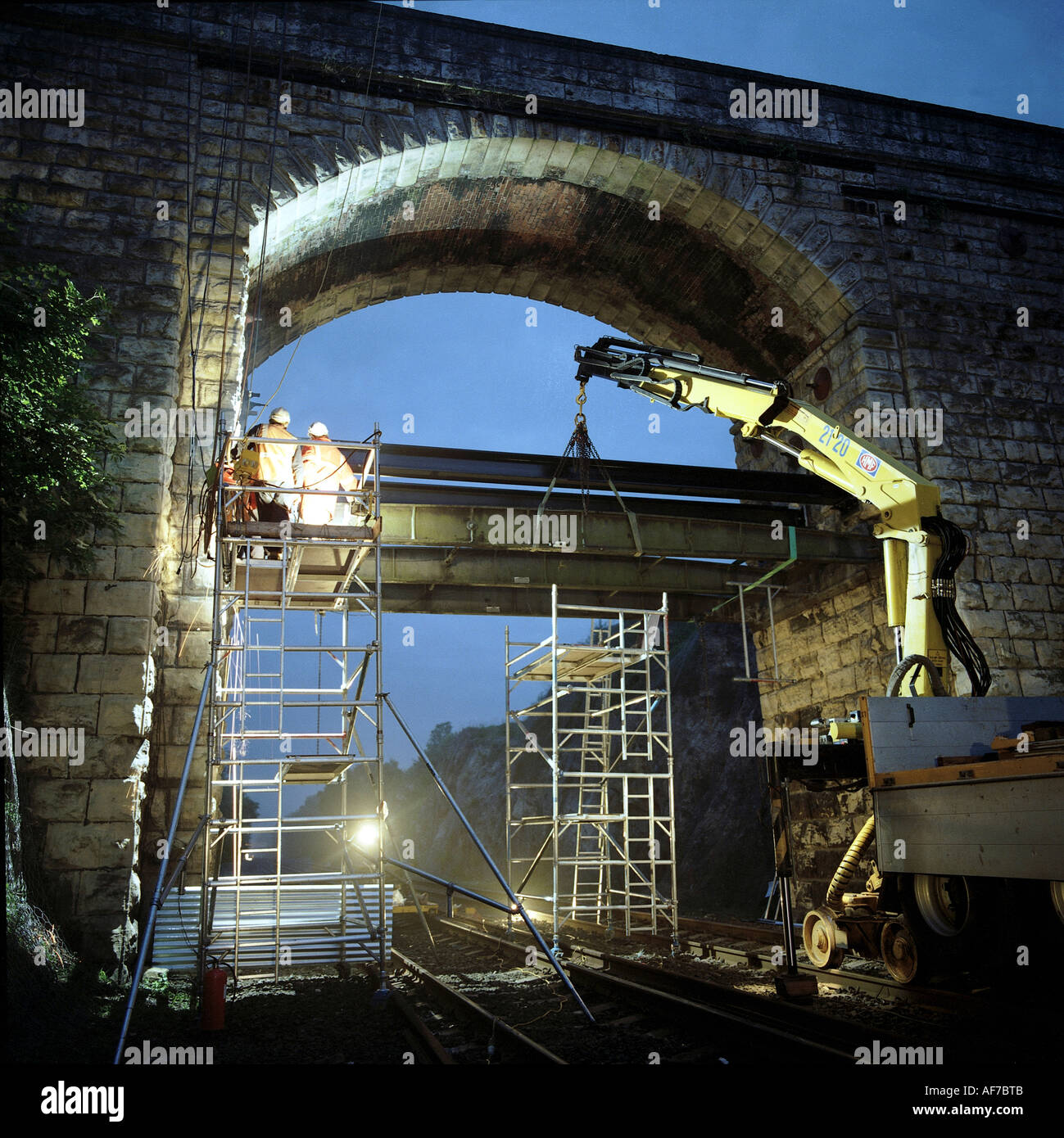 Scaffolding bridges hi-res stock photography and images - Alamy