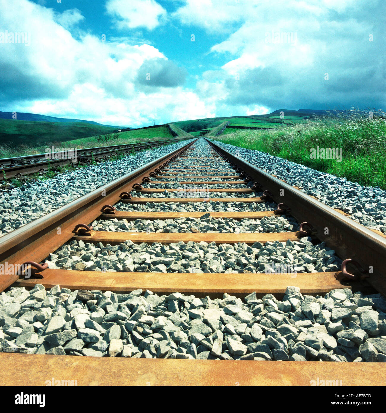 Track railway line hi-res stock photography and images - Alamy