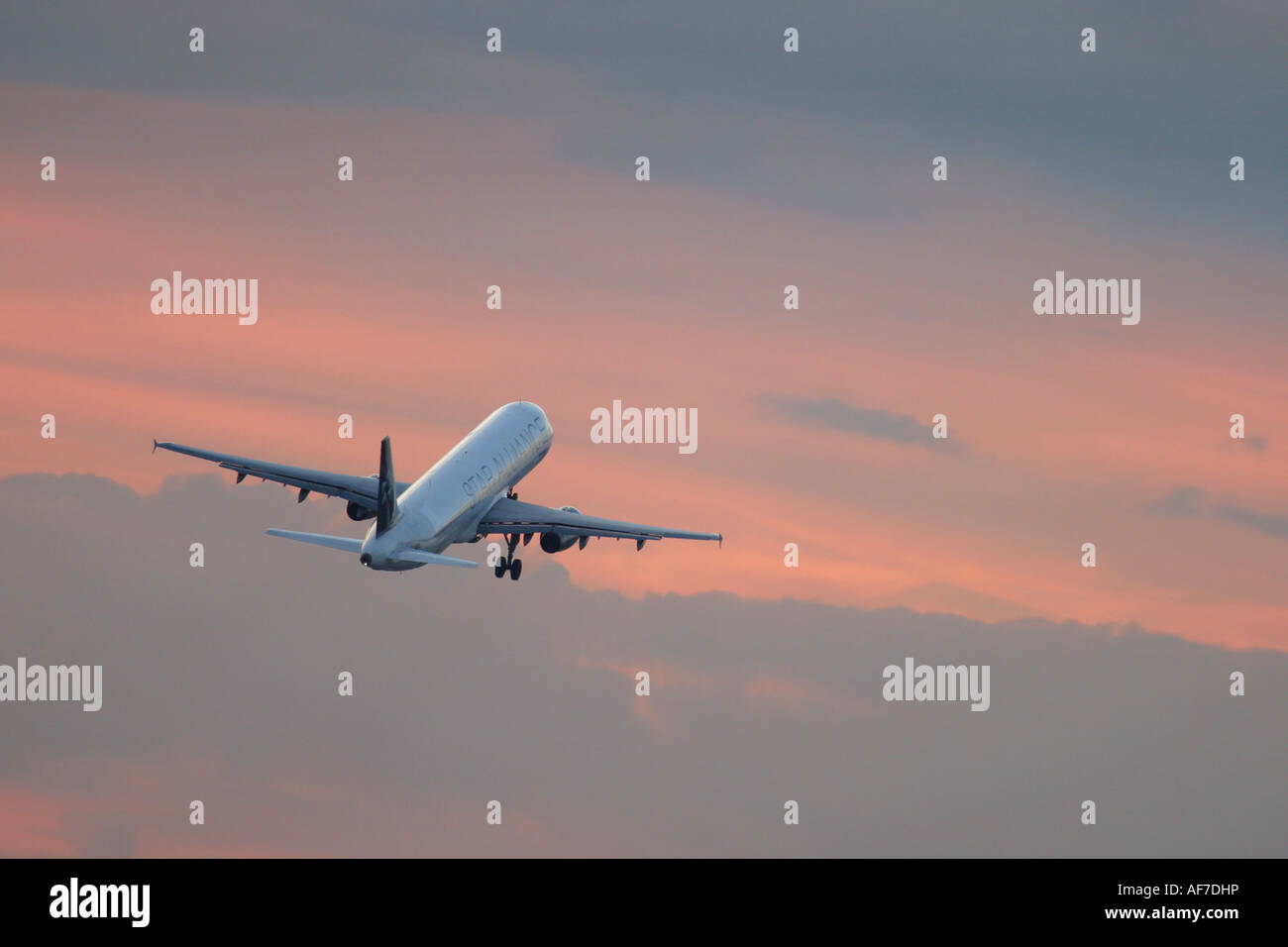 Airbus a320 airliner rear view hi-res stock photography and images - Alamy
