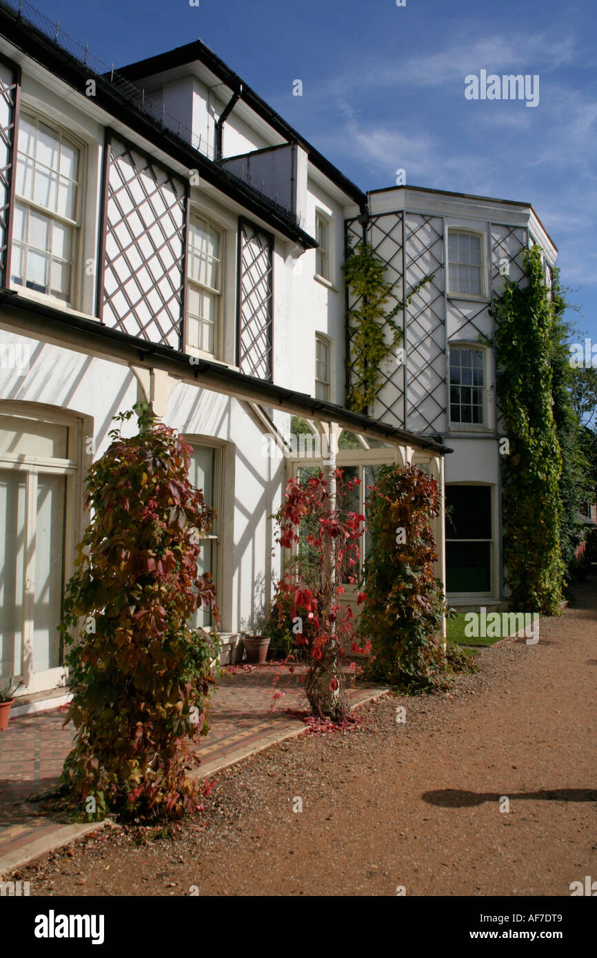 Charles darwin family hi-res stock photography and images - Alamy