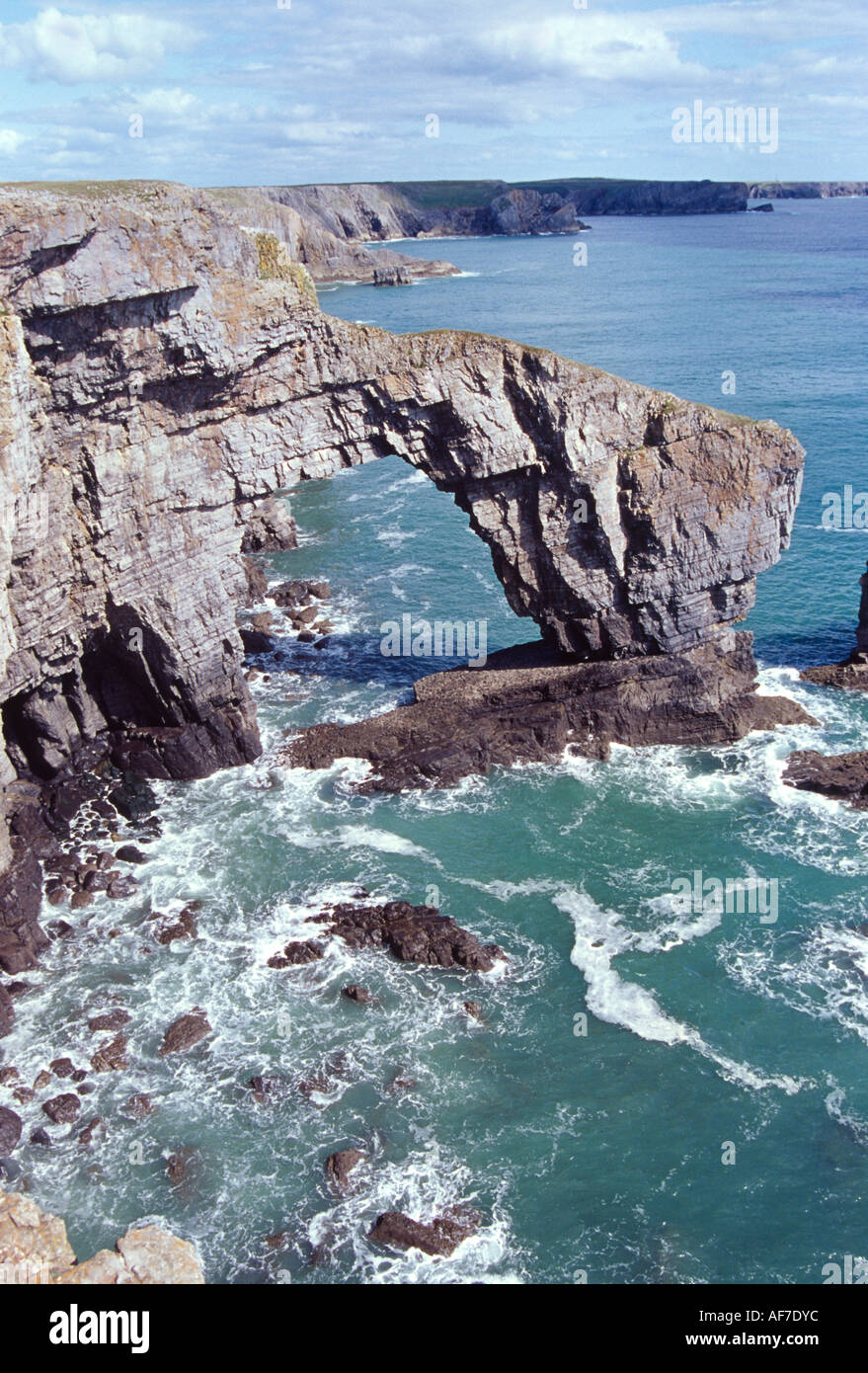 The Green Bridge of Wales spectacular natural arch pembrokeshire ...