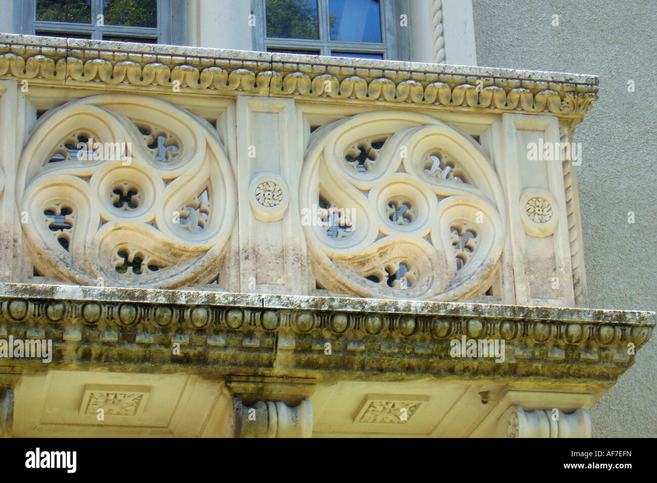 Carved stone moulding hi-res stock photography and images - Alamy