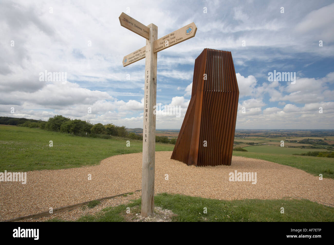Windcatcher, dunstable, downs hi-res stock photography and images - Alamy