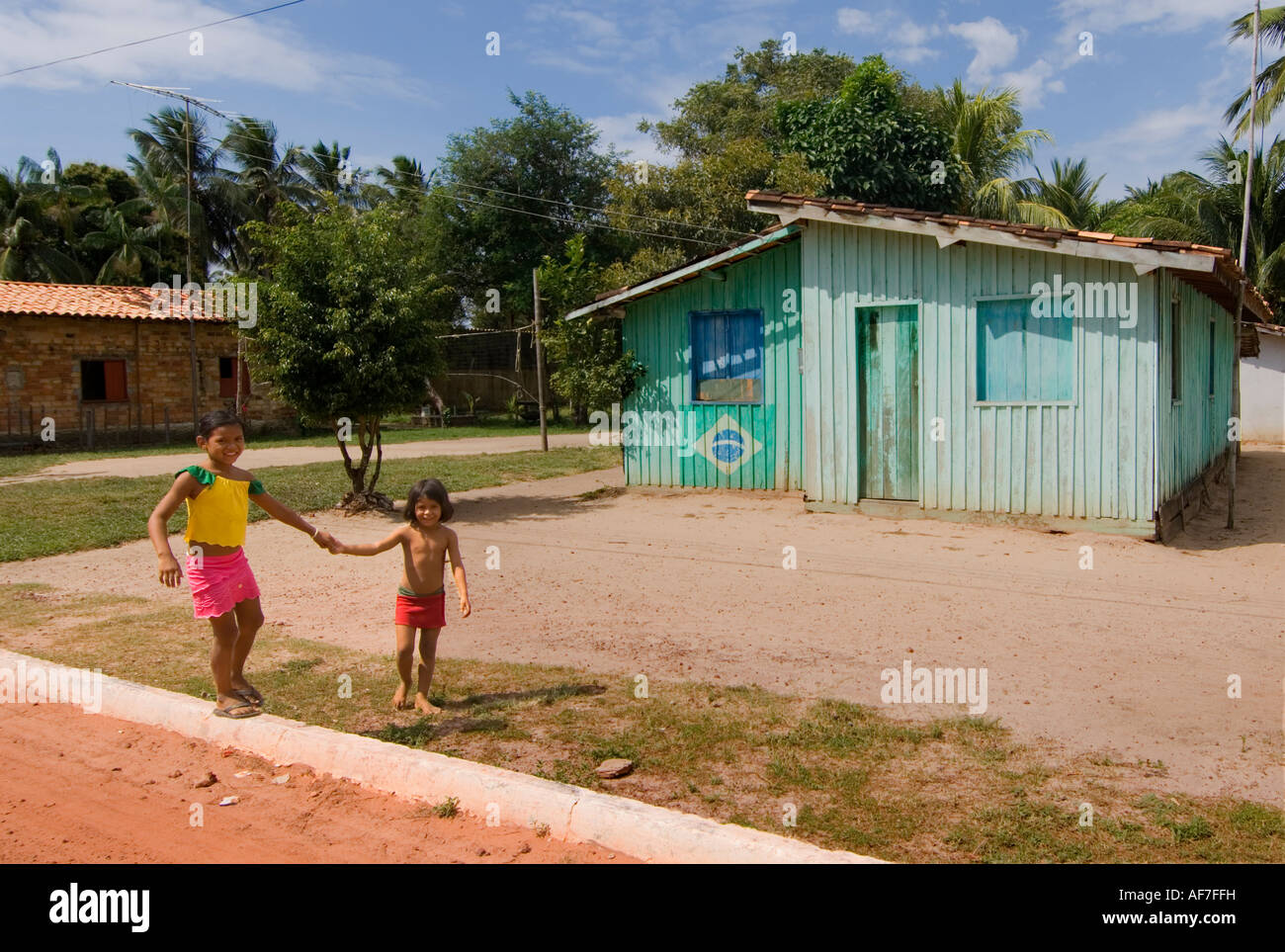 Poor brazilian children hi-res stock photography and images - Alamy