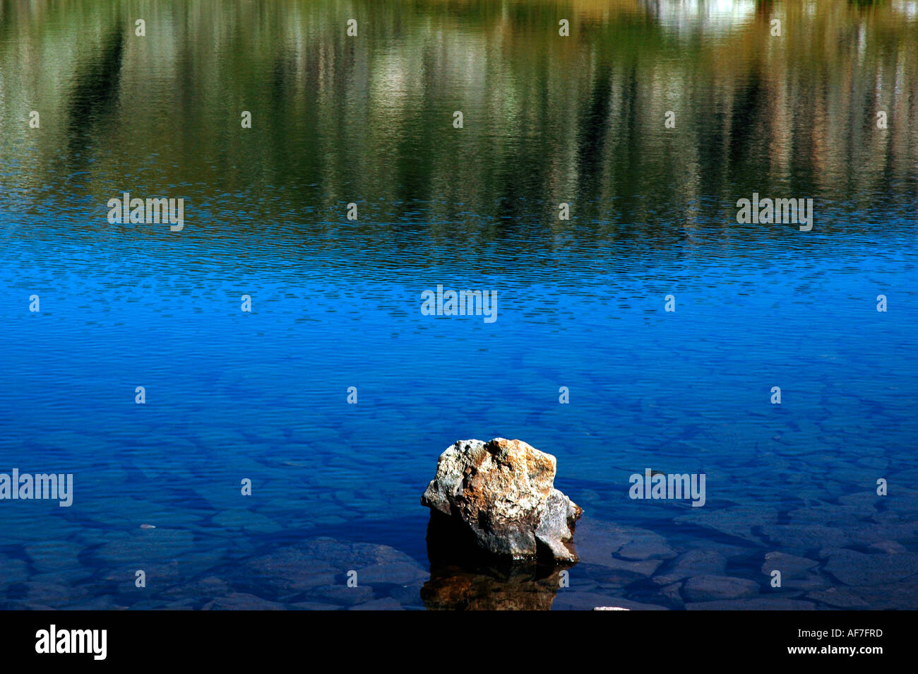 waterscape stone reflection Stock Photo - Alamy