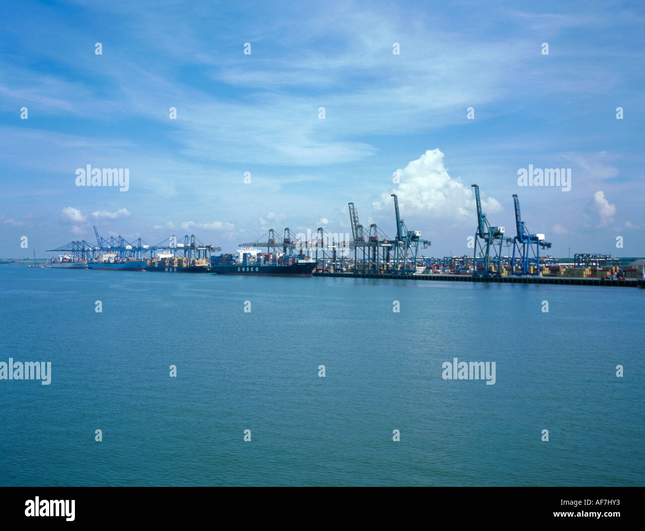 Container ships loading, Esbjerg, Jylland (Jutland), Denmark Stock ...