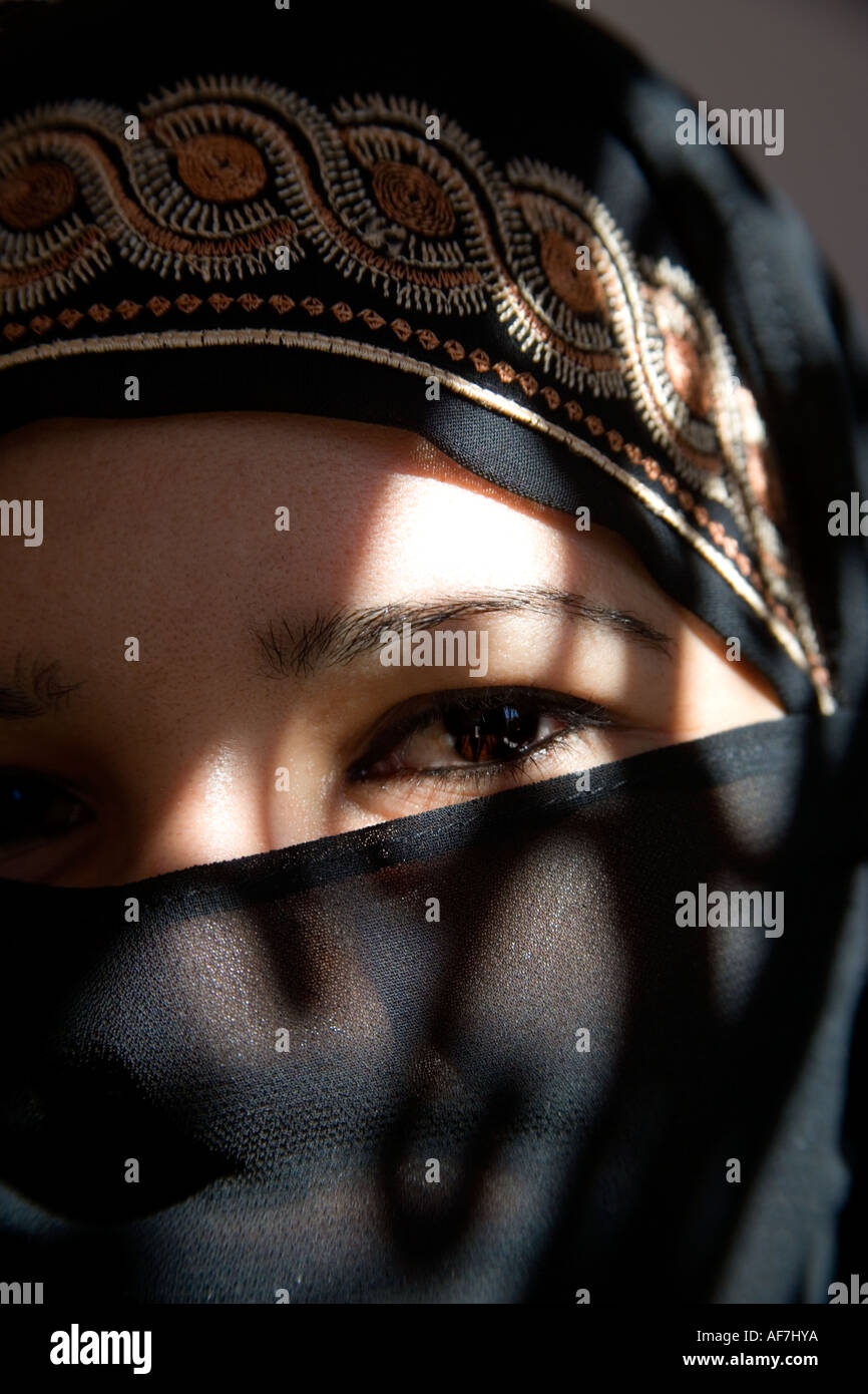 Young Moslem Woman of Marrakeesh in Black Veil Stock Photo - Alamy