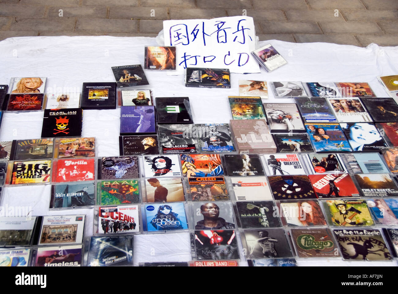 Street selling vendor selling cds hi-res stock photography and images ...
