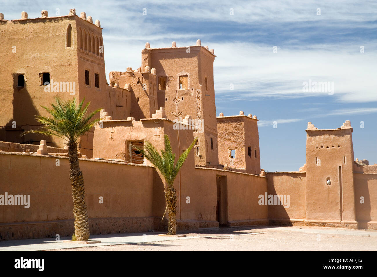 Ouazazate hi-res stock photography and images - Alamy