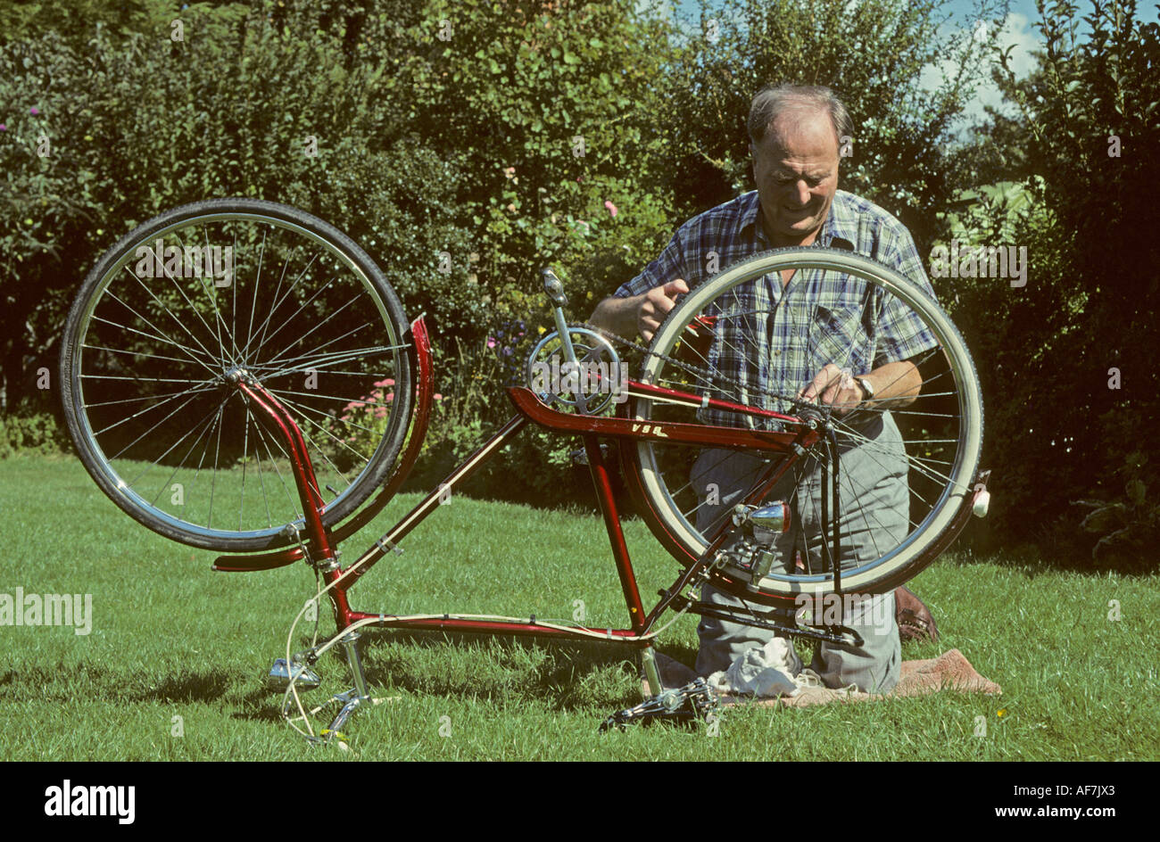Old man and bicycle and problems hi-res stock photography and images ...