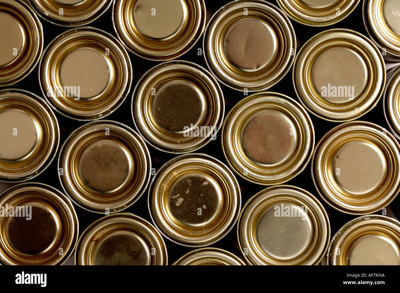 Paint tin paint tins hi-res stock photography and images - Alamy