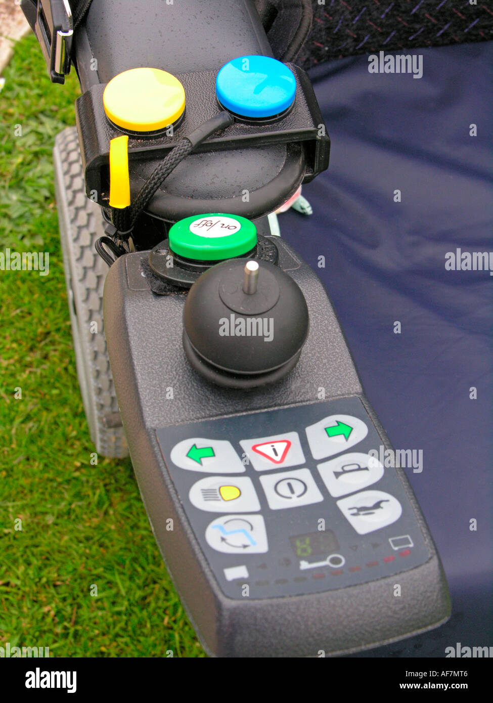 Operating switches hi-res stock photography and images - Alamy