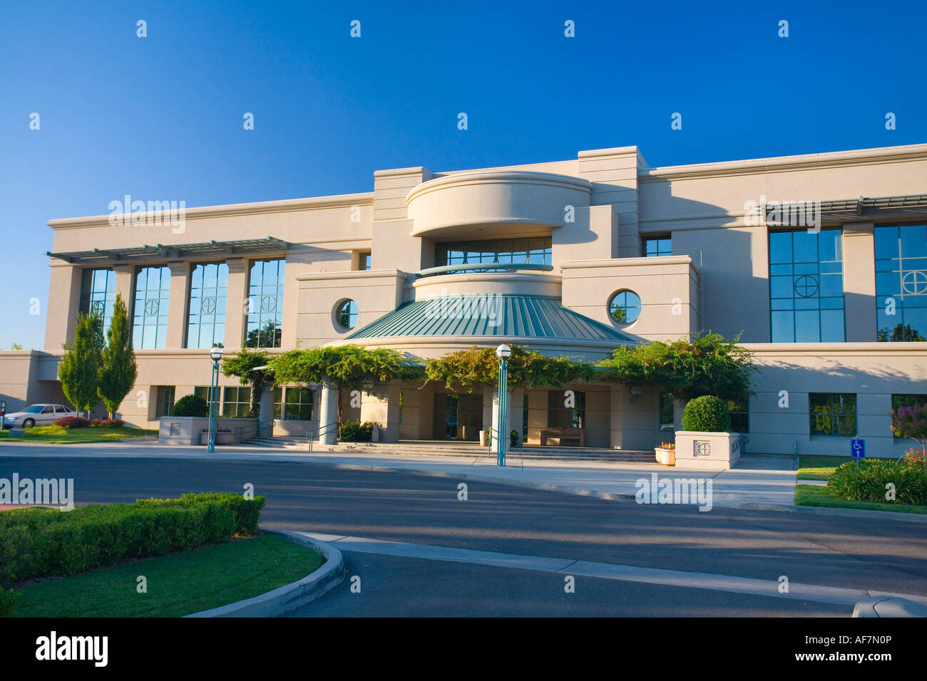 Redding city hall hi-res stock photography and images - Alamy