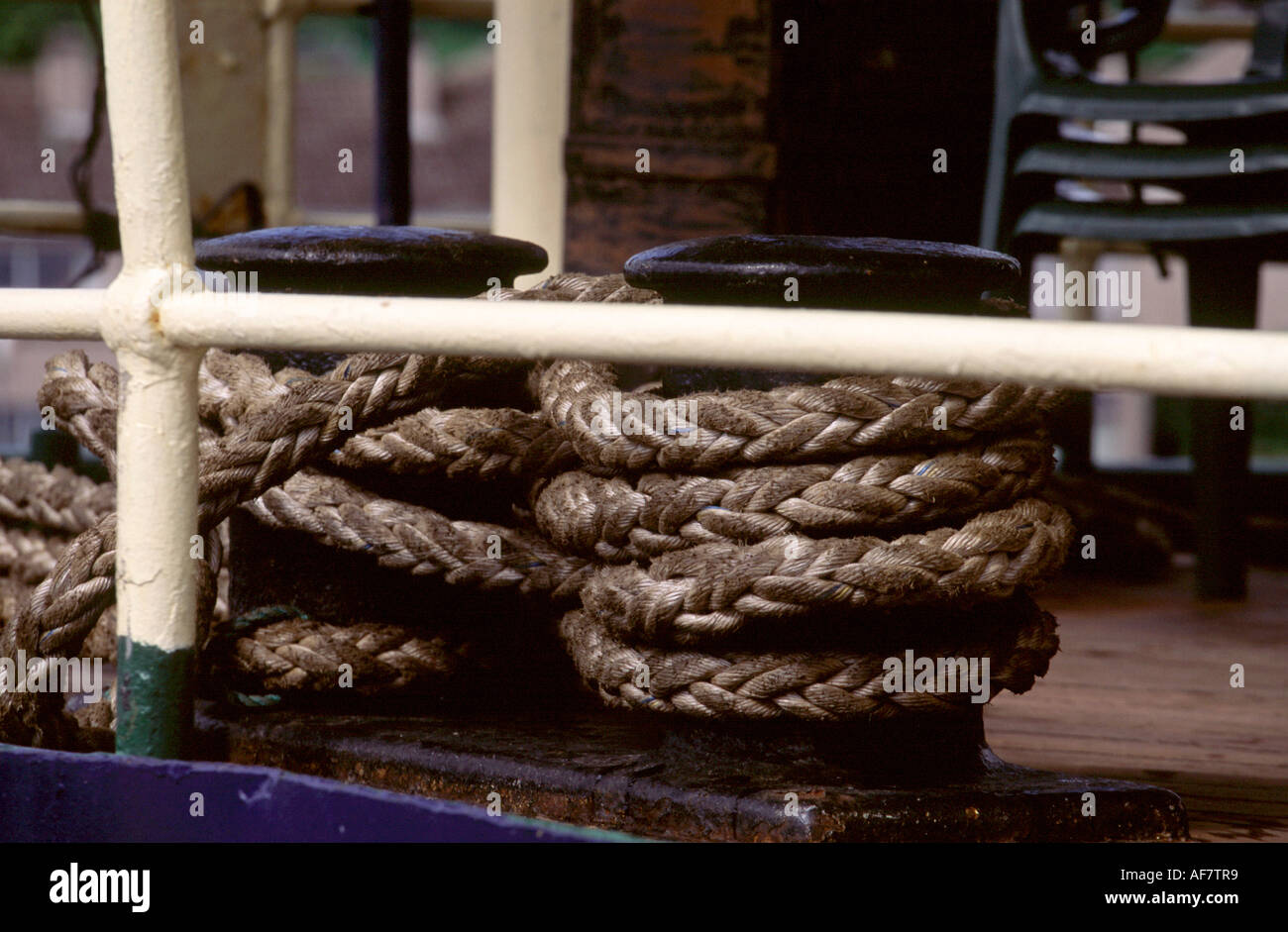 Hawser on a ship Stock Photo - Alamy