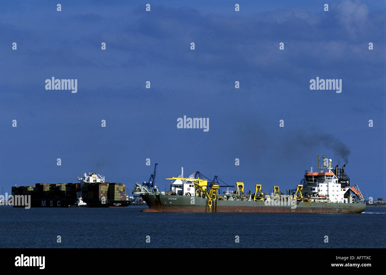 Dredging the deep-water Trinity Quay container terminal at the Port of ...