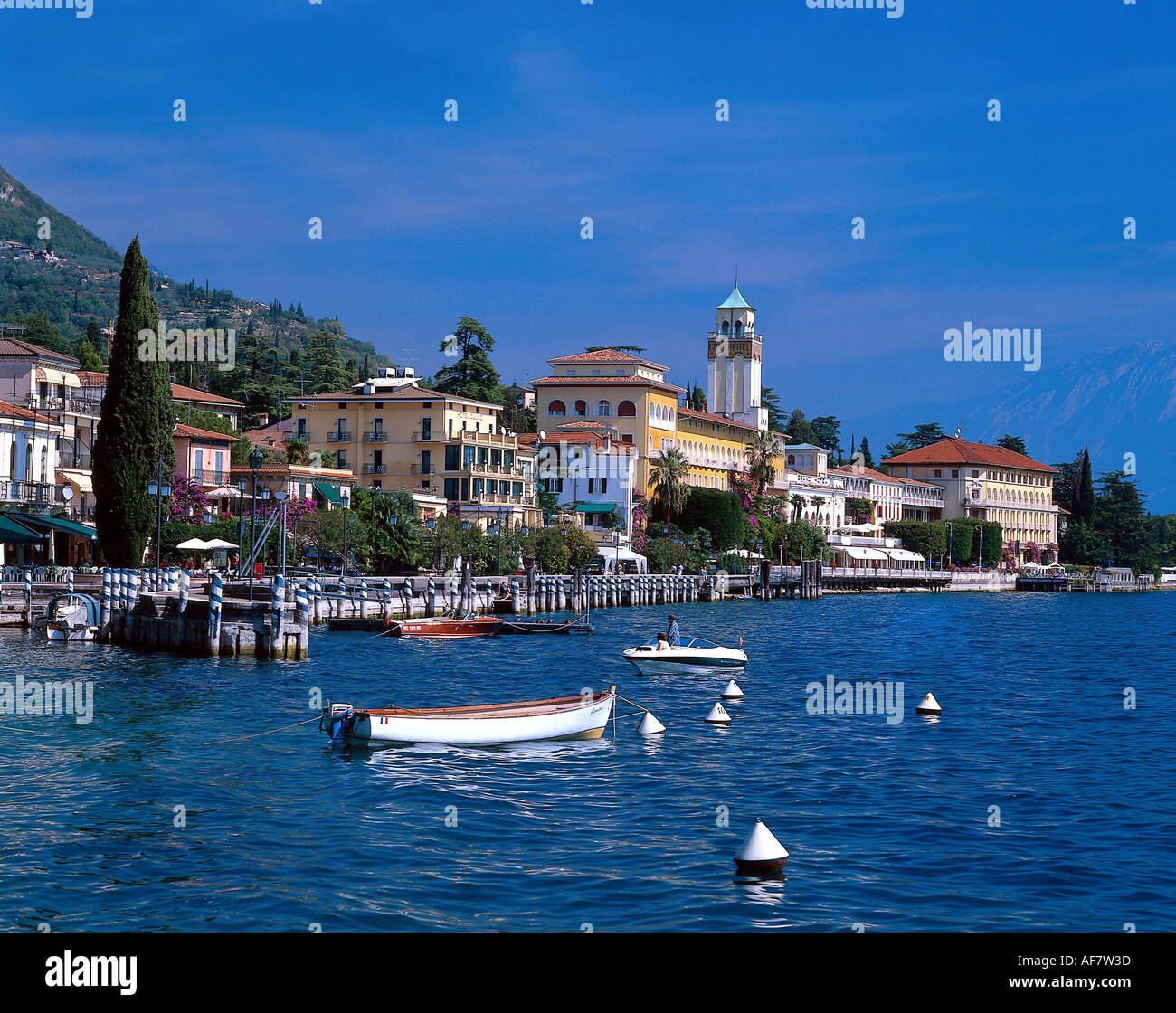 geography / travel, Italy, Lake Garda, Gardone Riviera, city views ...