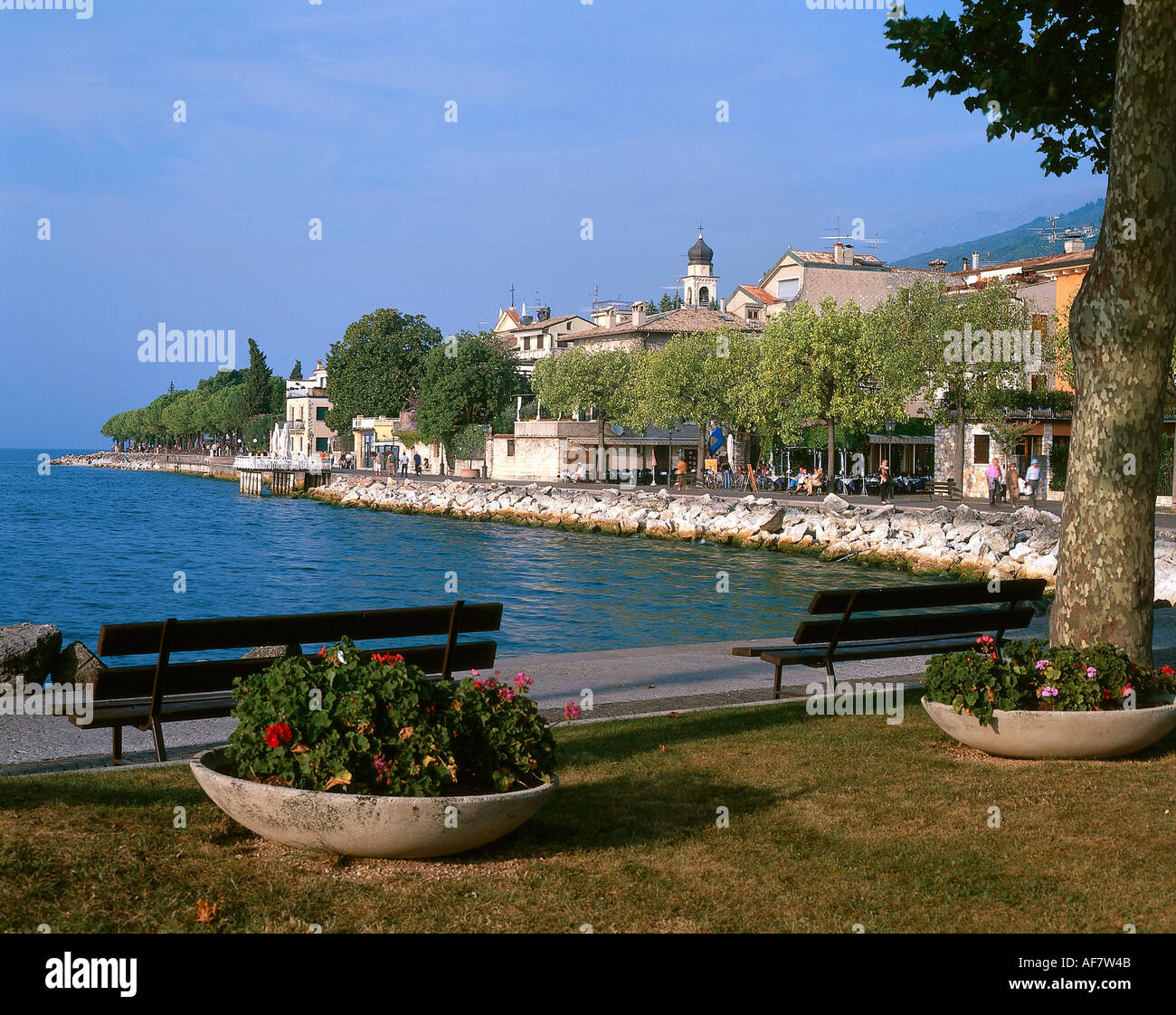 geography / travel, Italy, Lake Garda, Torri Del Benaco, city views ...