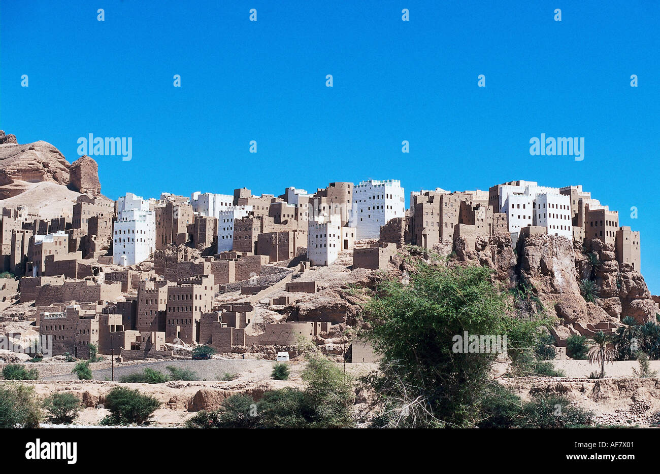 geography / travel, Yemen, Shibam, city view, cityscape, rock town ...