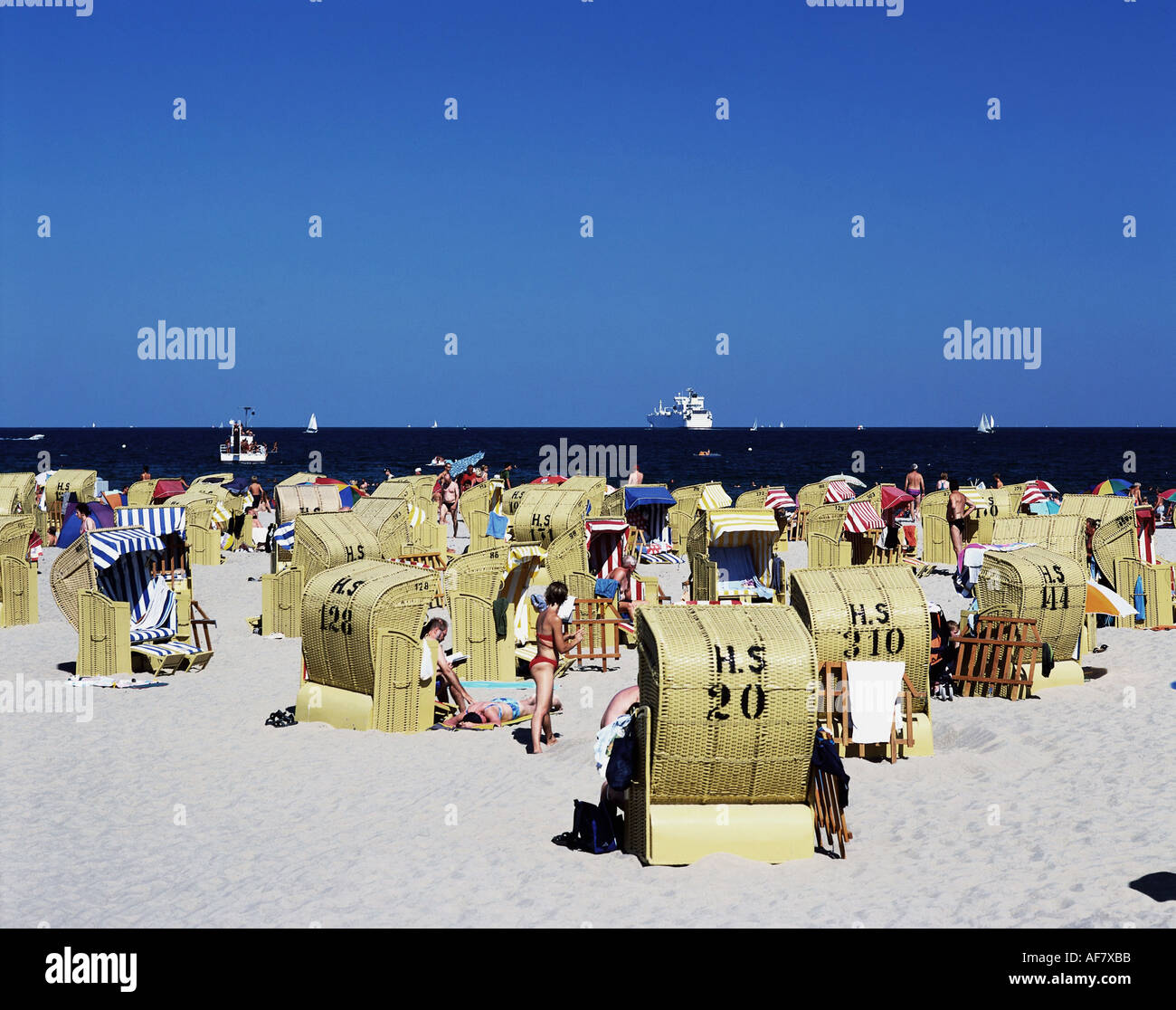 geography / travel, Germany, Schleswig - Holstein, Travemuende, beach ...