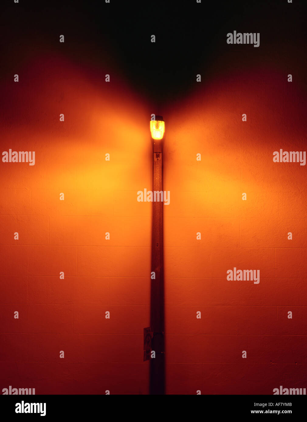 Abstract view of glow around street light at night Stock Photo - Alamy