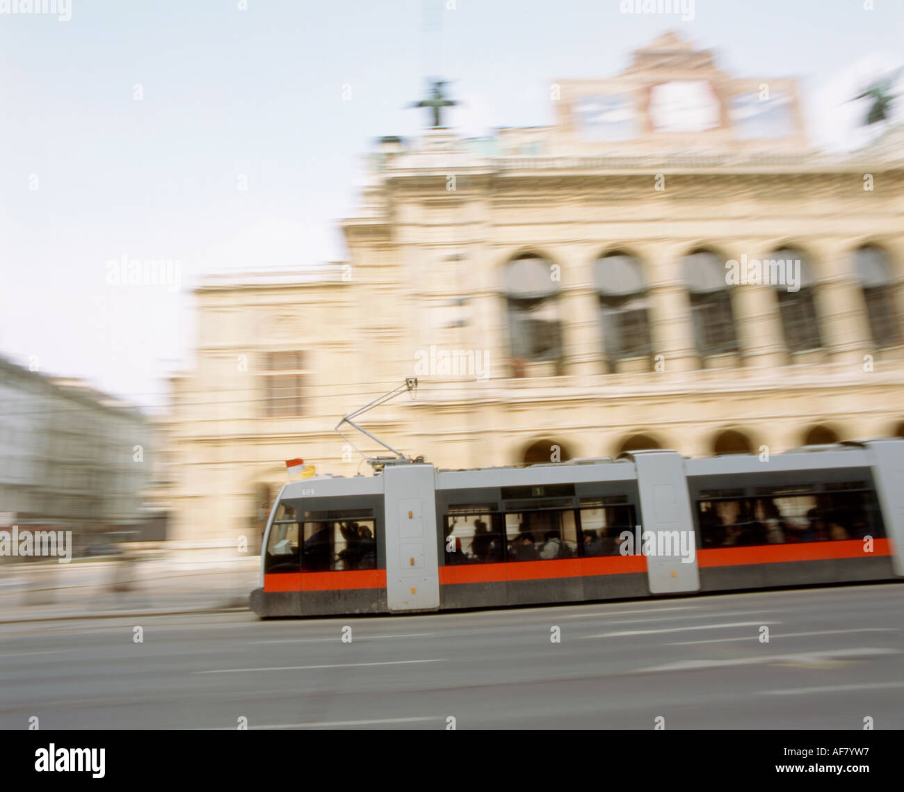 Opera vienna austria tram hi-res stock photography and images - Alamy