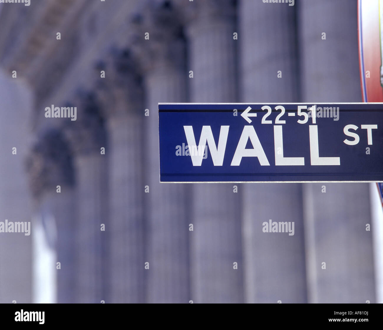 Sign broad street market hi-res stock photography and images - Alamy