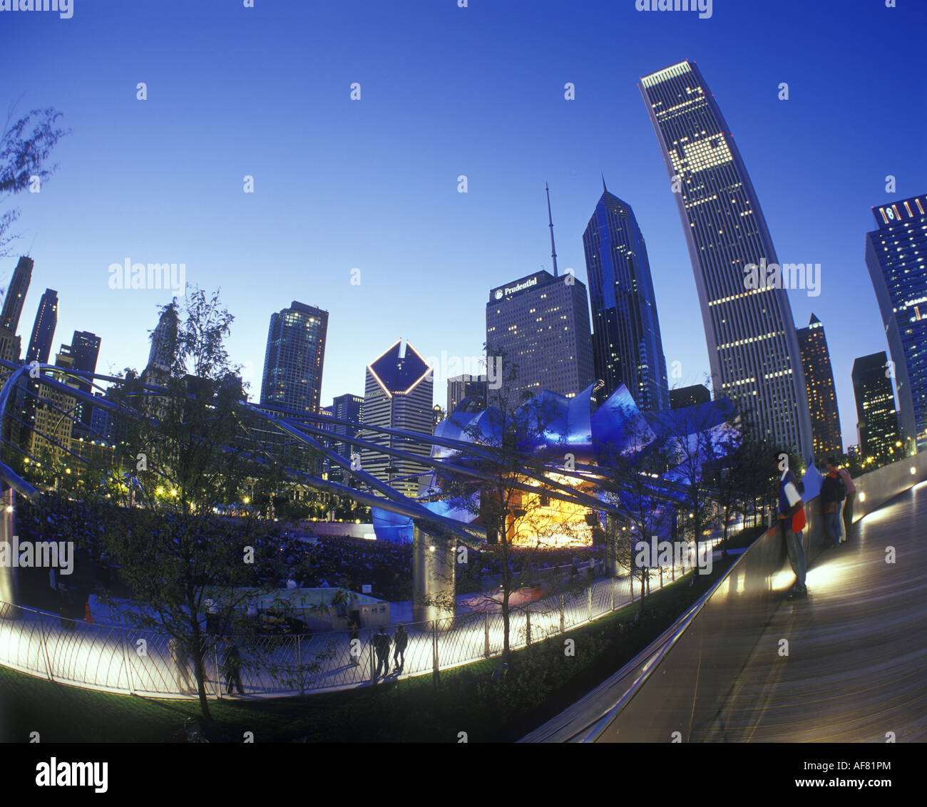 PRITZKER PAVILION (©FRANK GEHRY 2004) MILLENNIUM PARK DOWNTOWN SKYLINE ...