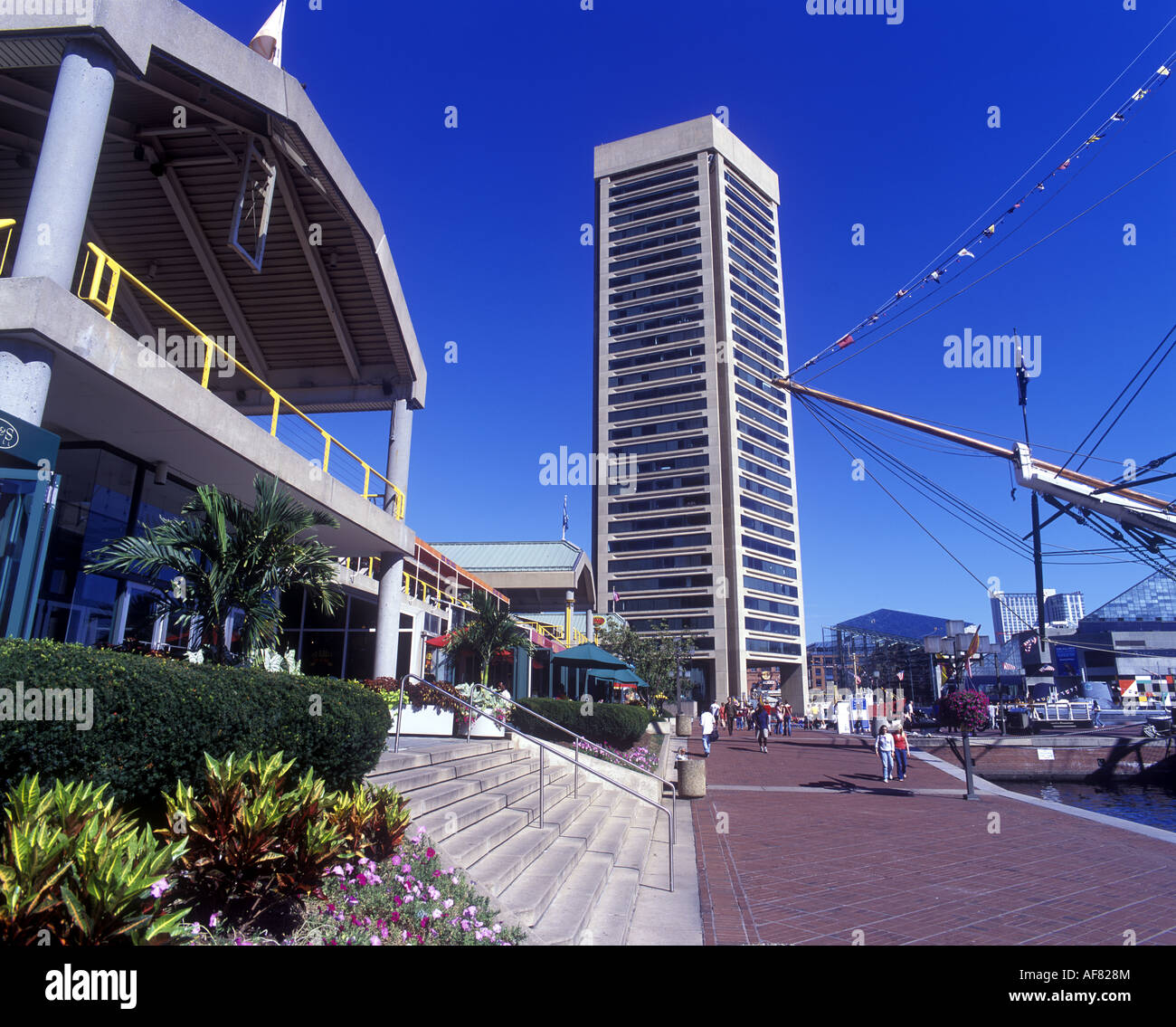 RESTAURANTS INNER HARBOR BALTIMORE MARYLAND USA Stock Photo - Alamy