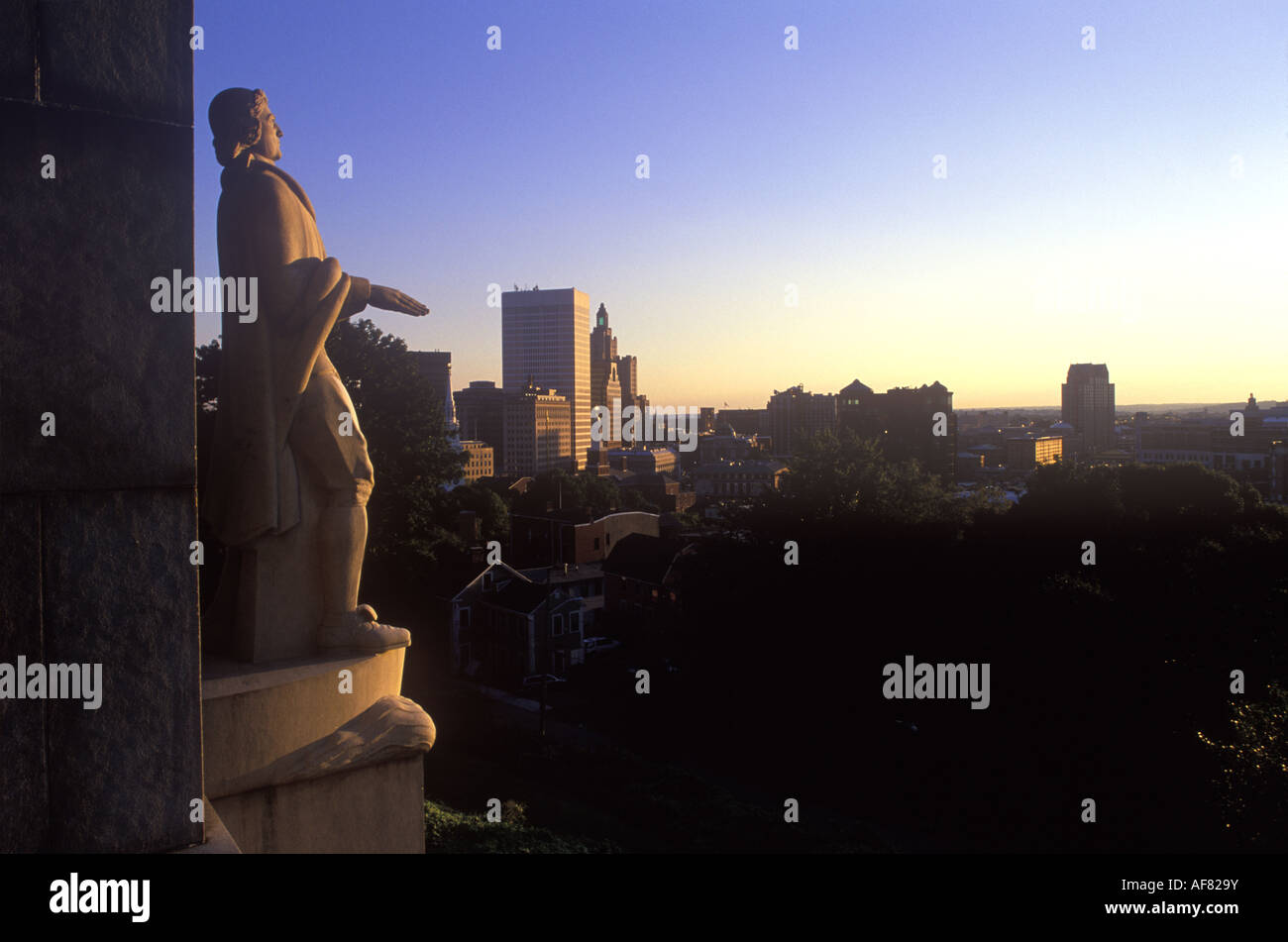 Roger williams monument hi-res stock photography and images - Alamy
