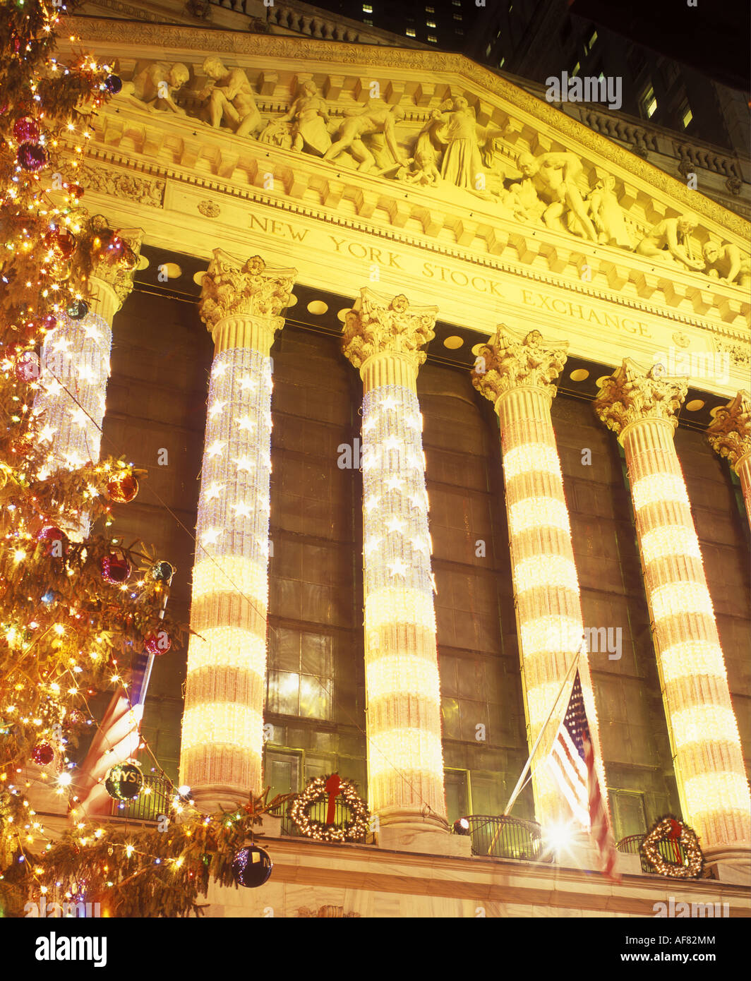 Ny stock market at christmas hi-res stock photography and images - Alamy