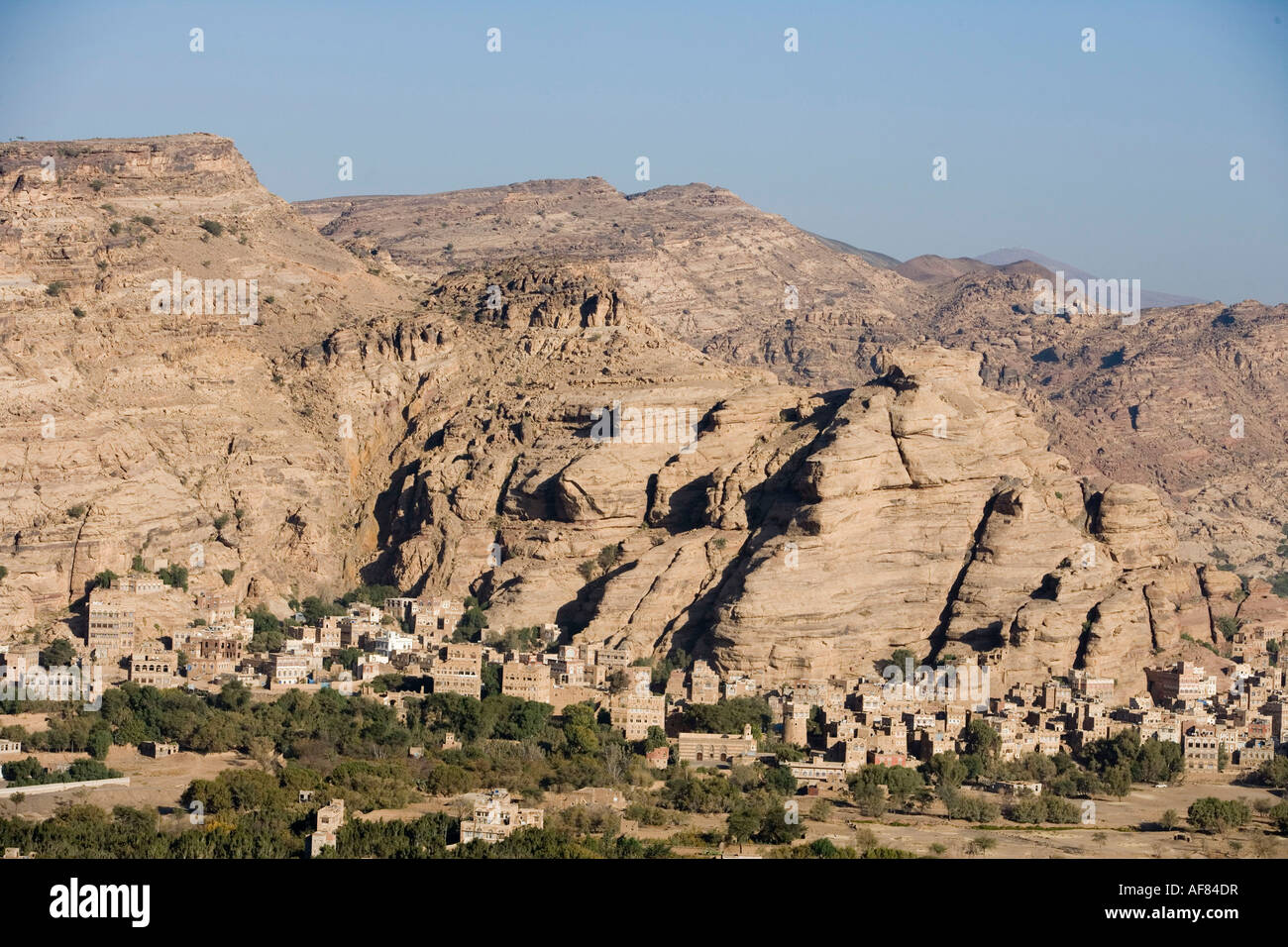 Rock Houses at Wadi Dhar, Yemen Stock Photo - Alamy