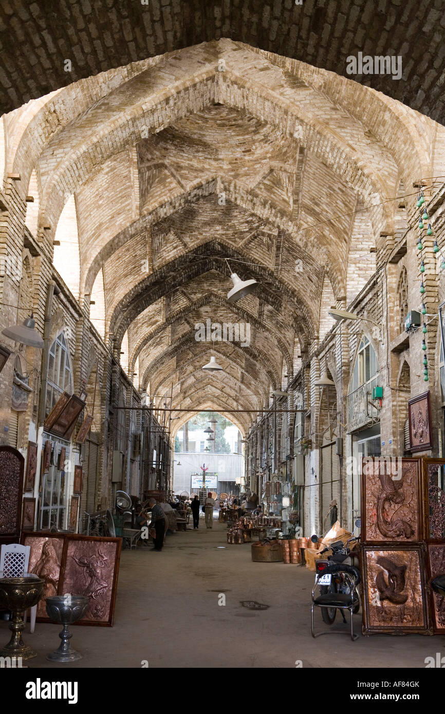 Coppersmiths at The Royal Bazaar, Esfahan, Iran Stock Photo - Alamy