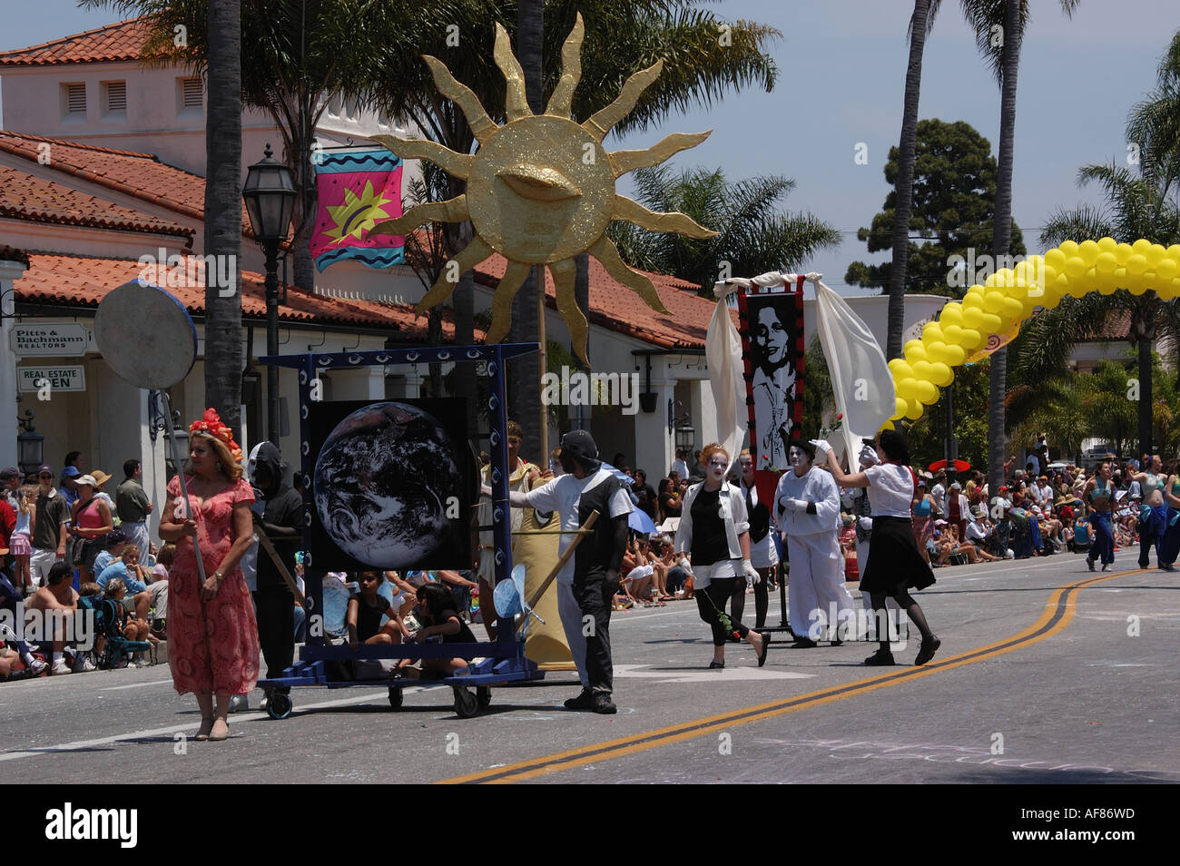 Celebration of the solstice hi-res stock photography and images - Alamy