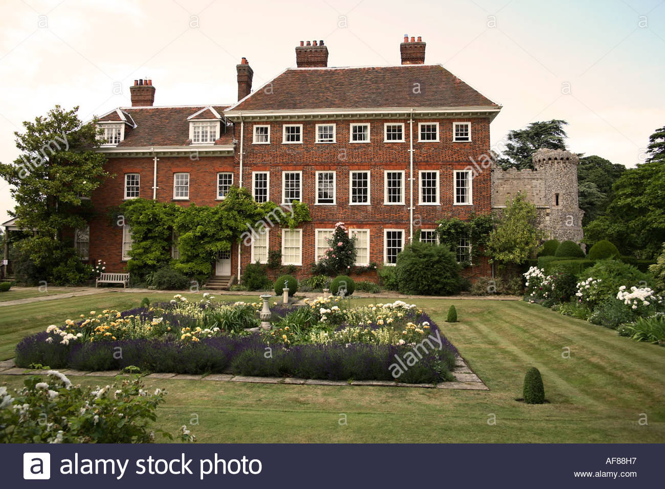Victorian House England Manor High Resolution Stock Photography and ...
