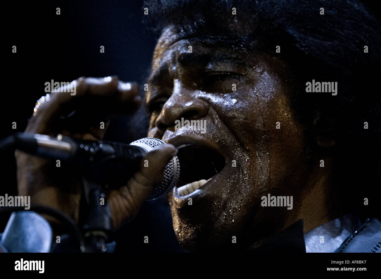 James brown singer hi-res stock photography and images - Alamy