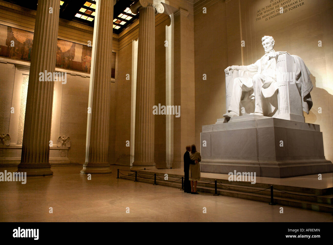 Statue of President Abraham Lincoln, Lincoln Memorial, Washington DC ...