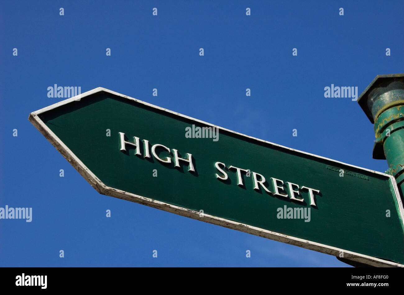 High street sign hi-res stock photography and images - Alamy