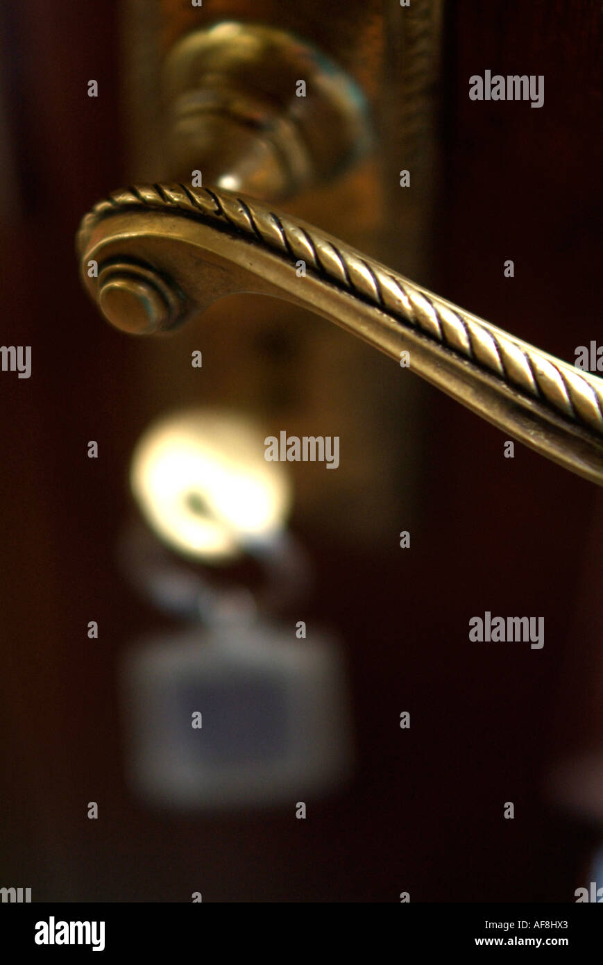 key in keyhole Stock Photo - Alamy