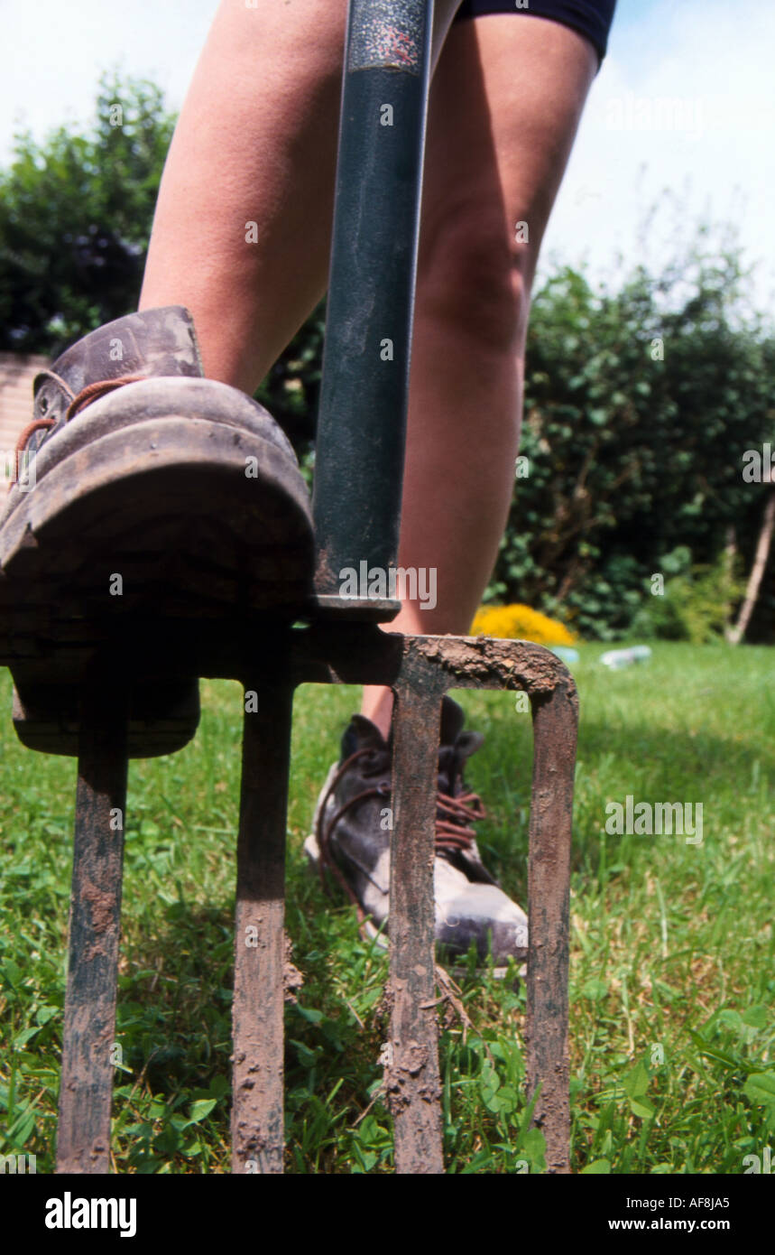 Feet digging hi-res stock photography and images - Alamy