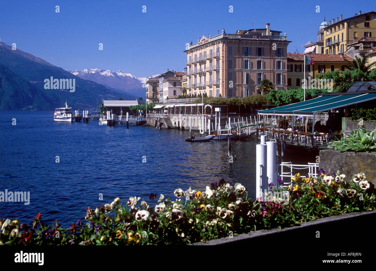 View of the resort of Bellagio on Lake Como Stock Photo - Alamy
