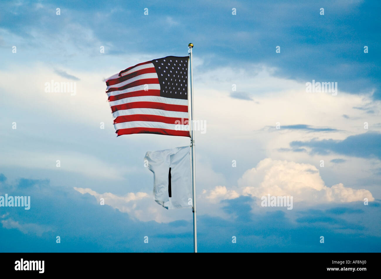 Flag united states flies hi-res stock photography and images - Alamy